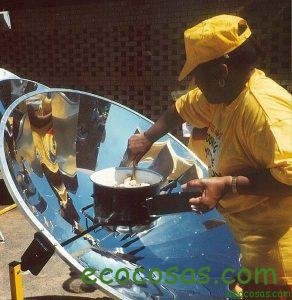 Cocina solar casera, ecológica, portátil y gratis.
